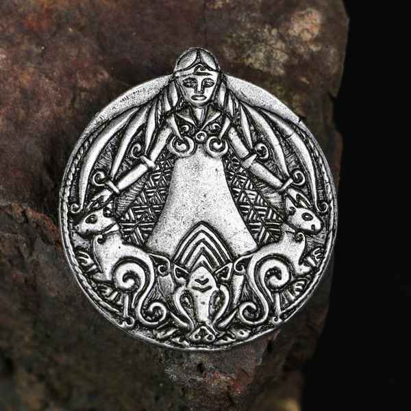 FREYA Viking Goddess, amulet, zinc Wulflund