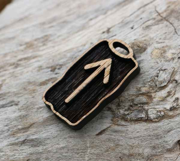 TIWAZ - Rune - Futhark, Wood Wulflund