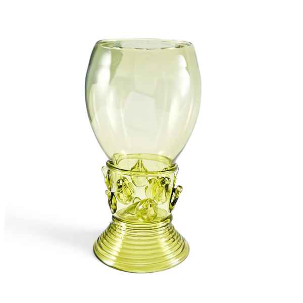 Römer, renaissance glass, historic green glass Wulflund