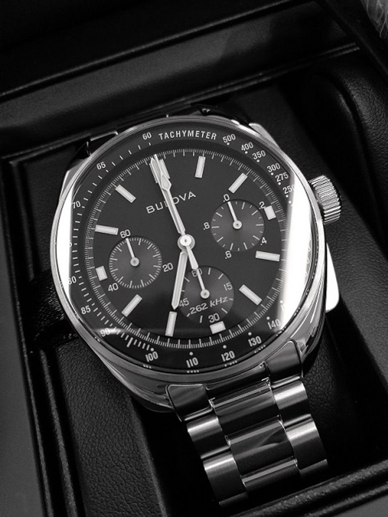 Bulova 96K111 Lunar Pilot Chronograph Watch | Helveti.eu