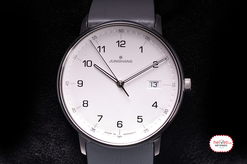 Junghans Form Quartz 41/4885.00 | Helveti.eu