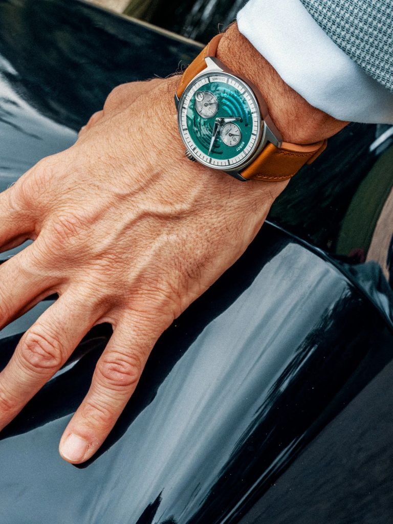 Robot Aerodynamic Titanium Green | Helveti.eu