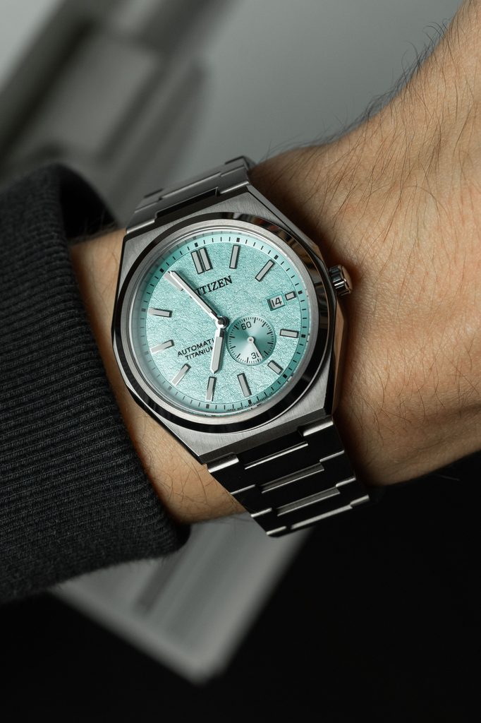 Citizen Super Titanium Automatic Small Seconds NJ0180-80M | Helveti.cz