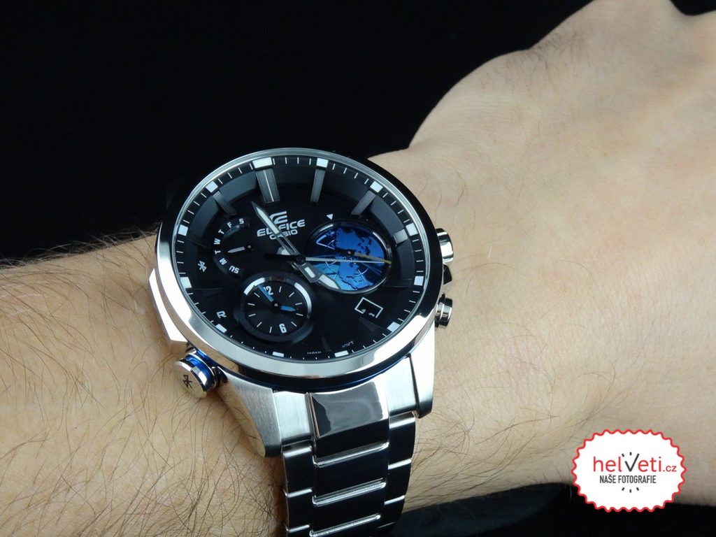 Casio EQB 600D-1A2 | Helveti.cz
