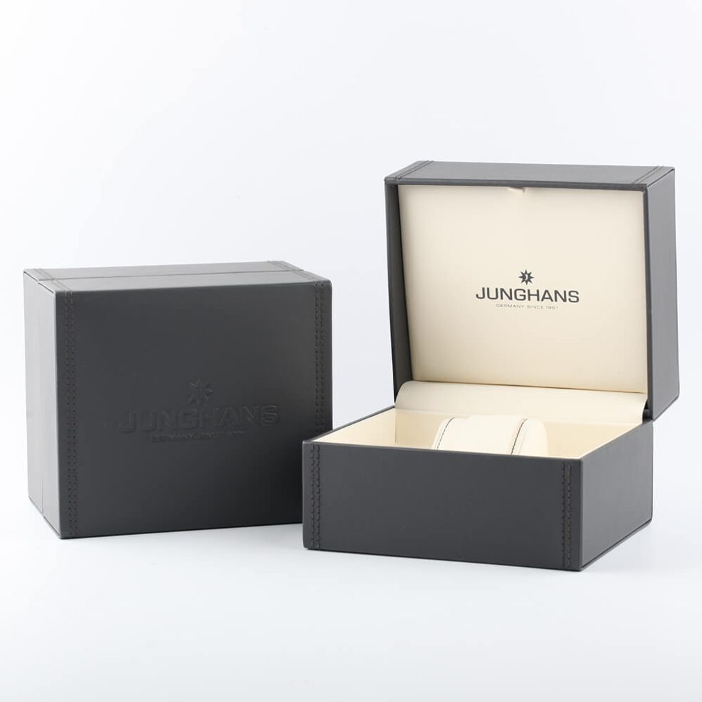 Junghans Max Bill Mega Solar 059/2023.04 | Helveti.eu