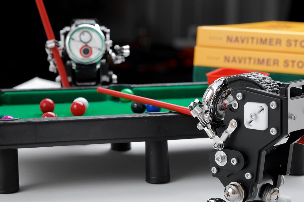 Watch stand Robot | Helveti.eu