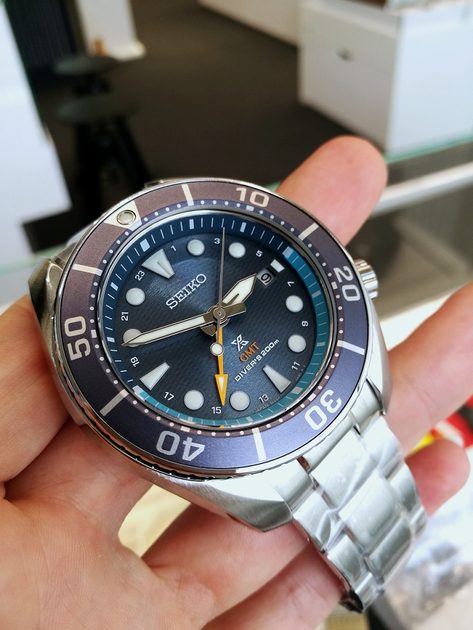 Seiko Prospex SFK001J1 Sumo Solar GMT | Helveti.cz