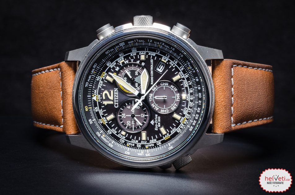 Citizen Promaster Pilot Radio Controlled CB5860-27E | Helveti.eu