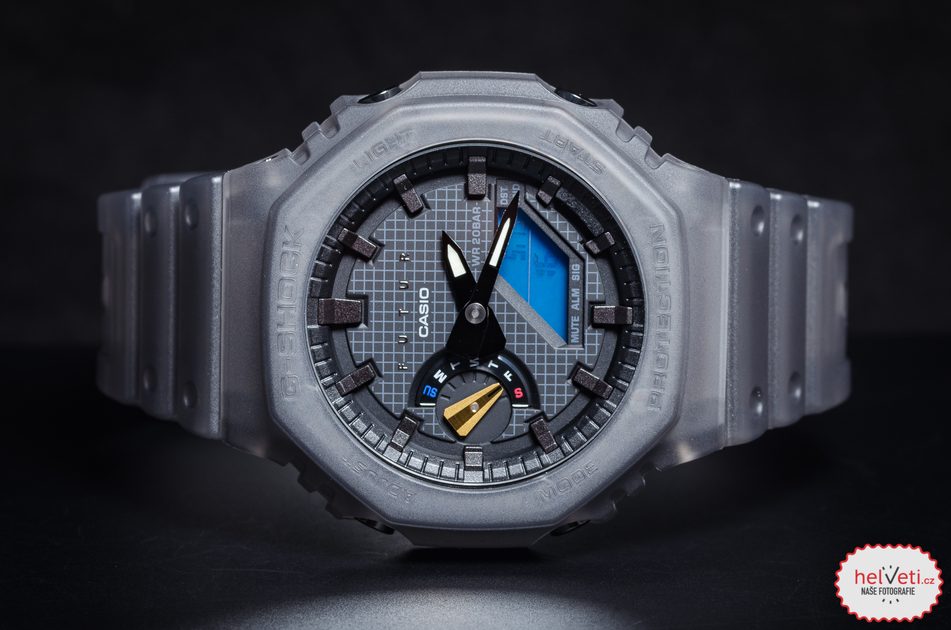 Casio G-Shock GA-2100FT-8AER FUTUR Collaboration | Helveti.eu