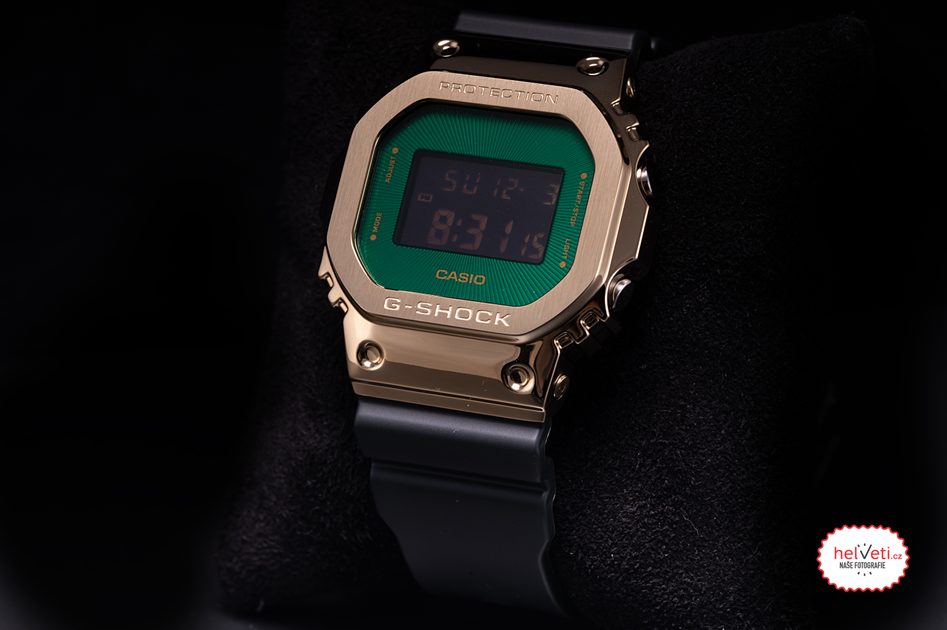 Casio G-Shock GM-5600CL-3ER Emerald Gold | Helveti.cz