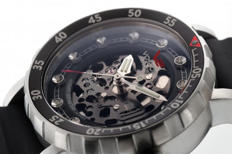 Vostok Europe Engine Automatic Skeleton NH72-571A646 | Helveti.eu