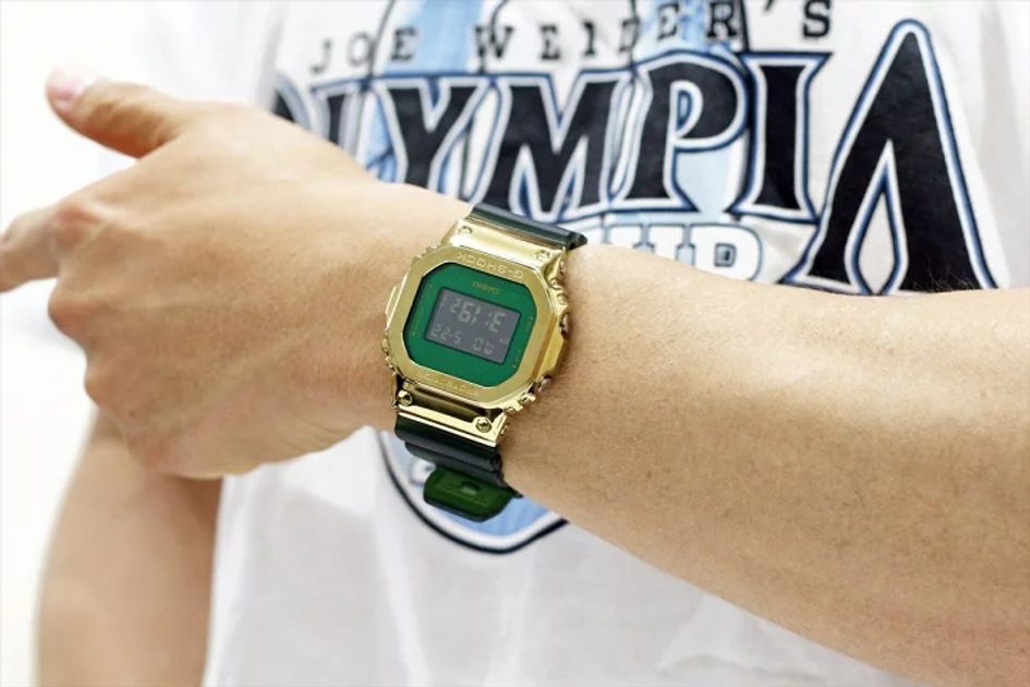 Casio G-Shock GM-5600CL-3ER Emerald Gold | Helveti.cz