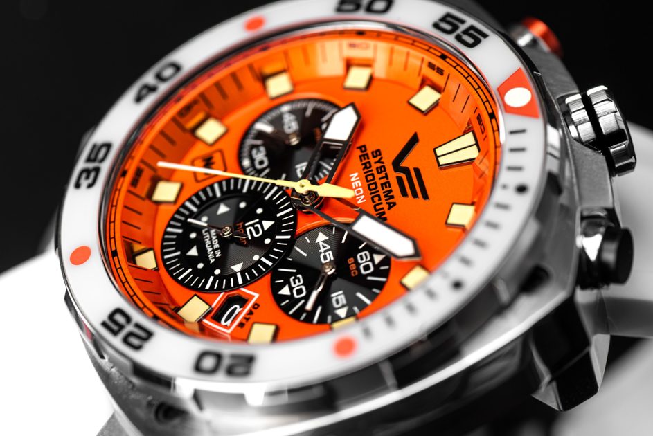 Vostok Europe Systema Periodicum Neon VK67-650A723 | Helveti.cz