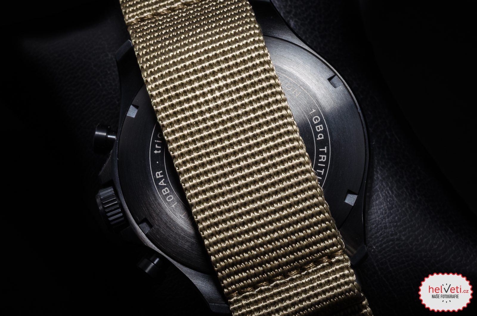 Traser P67 Officer Pro Chronograph Khaki Nato | Helveti.cz