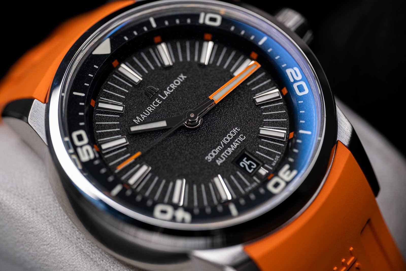 Maurice Lacroix Pontos S Diver PT6248-SS00L-330-J | Helveti.eu ...