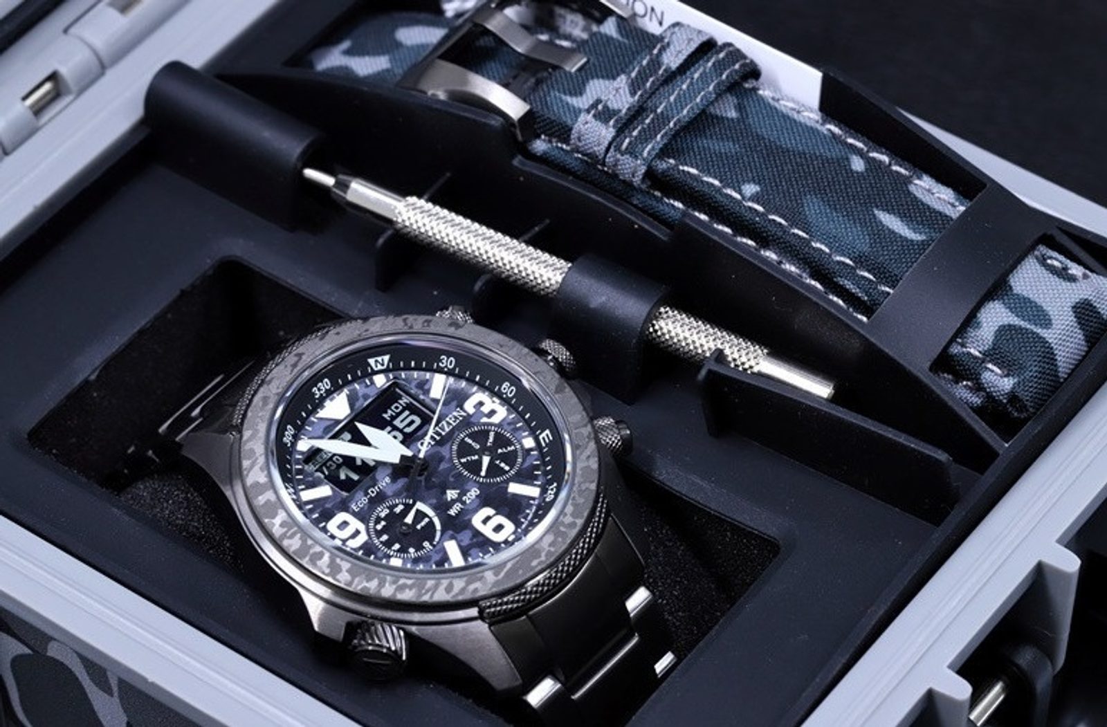 Citizen Promaster Eco-Drive Promaster 35th Anniversary Limited Edition JV1008-63E | Helveti.cz