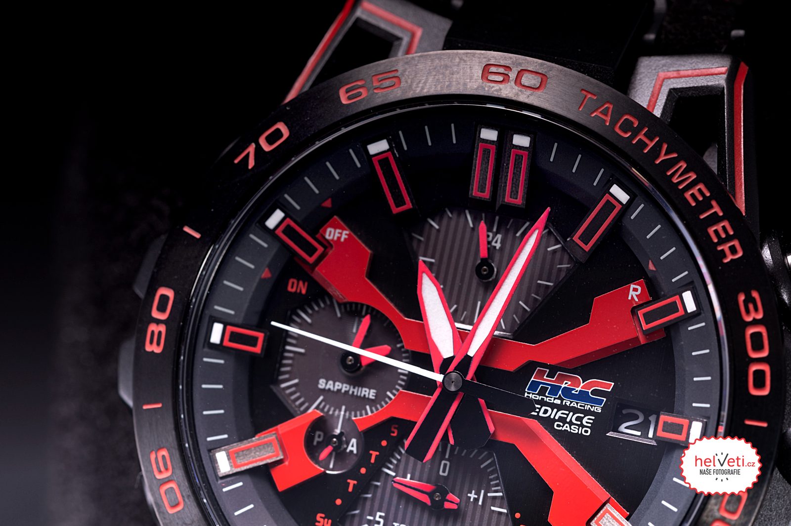 Casio Edifice Sospensione EQB-2000HR-1AER Honda Racing Red Edition | Helveti.cz