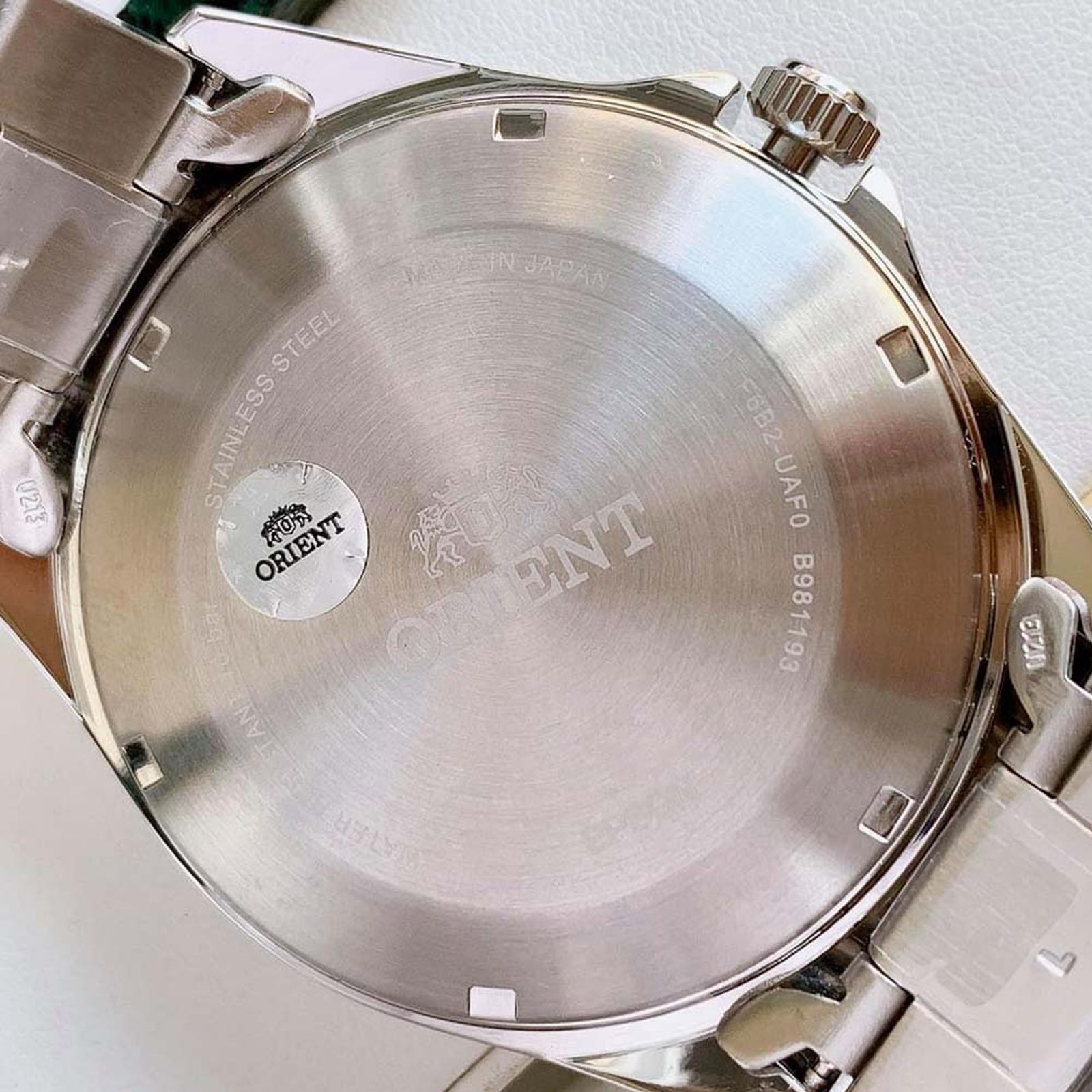 Orient Sports Defender RA-AK0602B | Helveti.cz