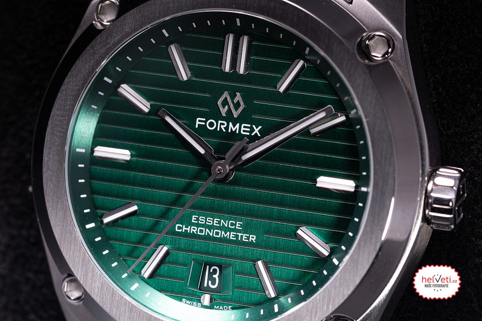 Formex Essence ThirtyNine Automatic Chronometer Green Steel Bracelet ...