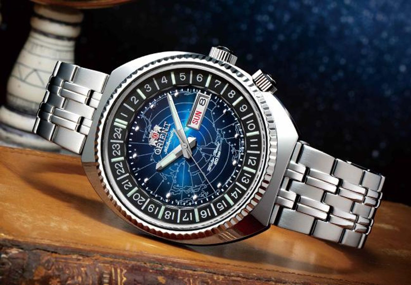 Orient World Map RA-AA0E03L | Helveti.cz