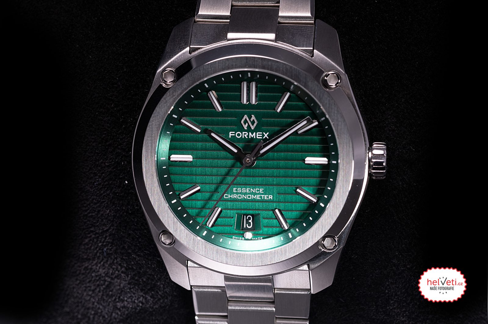 Formex Essence ThirtyNine Automatic Chronometer Green Steel Bracelet ...