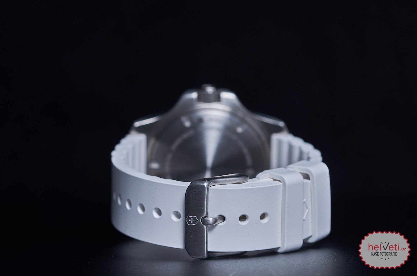 Victorinox I.N.O.X. V 241769 | Helveti.cz | Helveti – Víc než hodinky