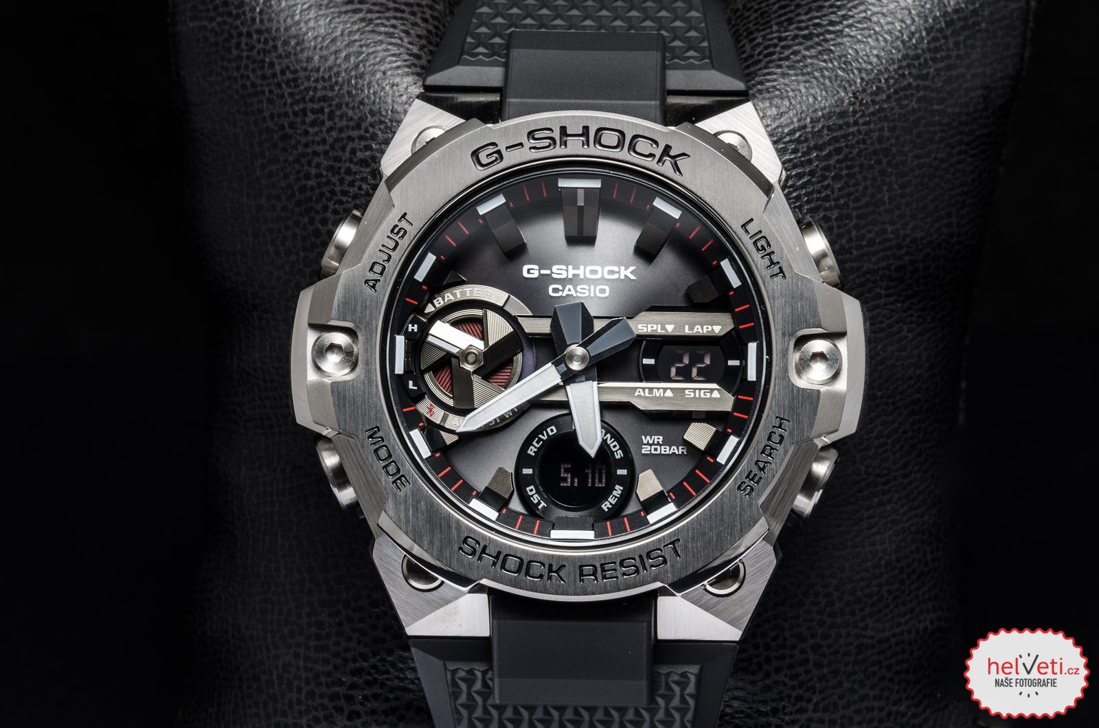 Casio G-Shock GST-B400-1AER | Helveti.cz