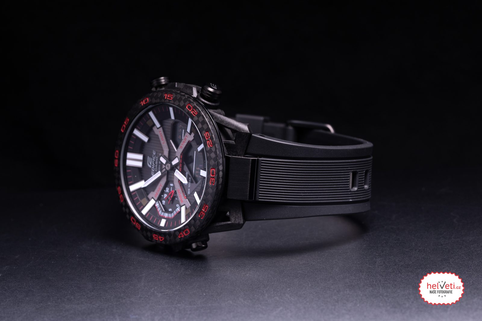 Casio Edifice ECB-2000PB-1AEF | Helveti.cz | Helveti – Víc než hodinky