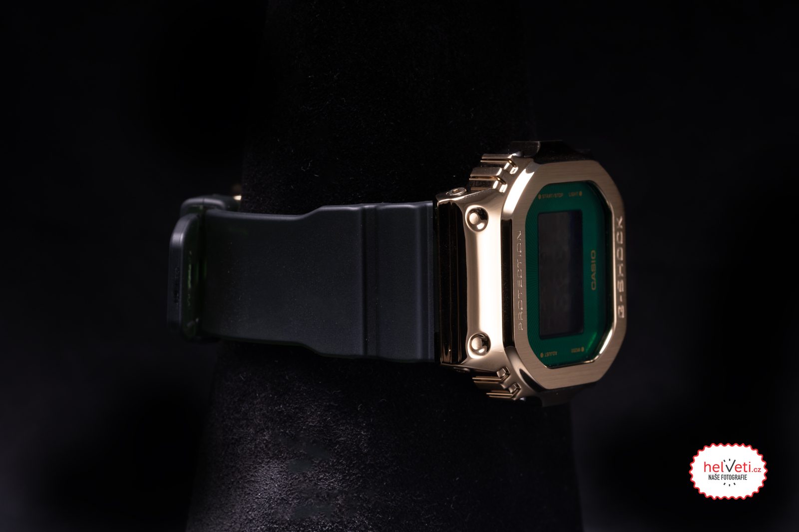Casio G-Shock GM-5600CL-3ER Emerald Gold | Helveti.cz