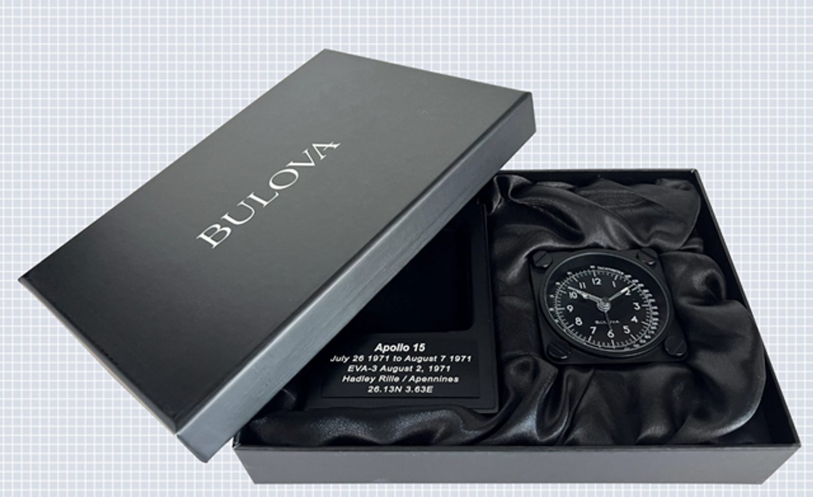 Travel alarm clock Bulova Lunar Pilot B1971 | Helveti.eu