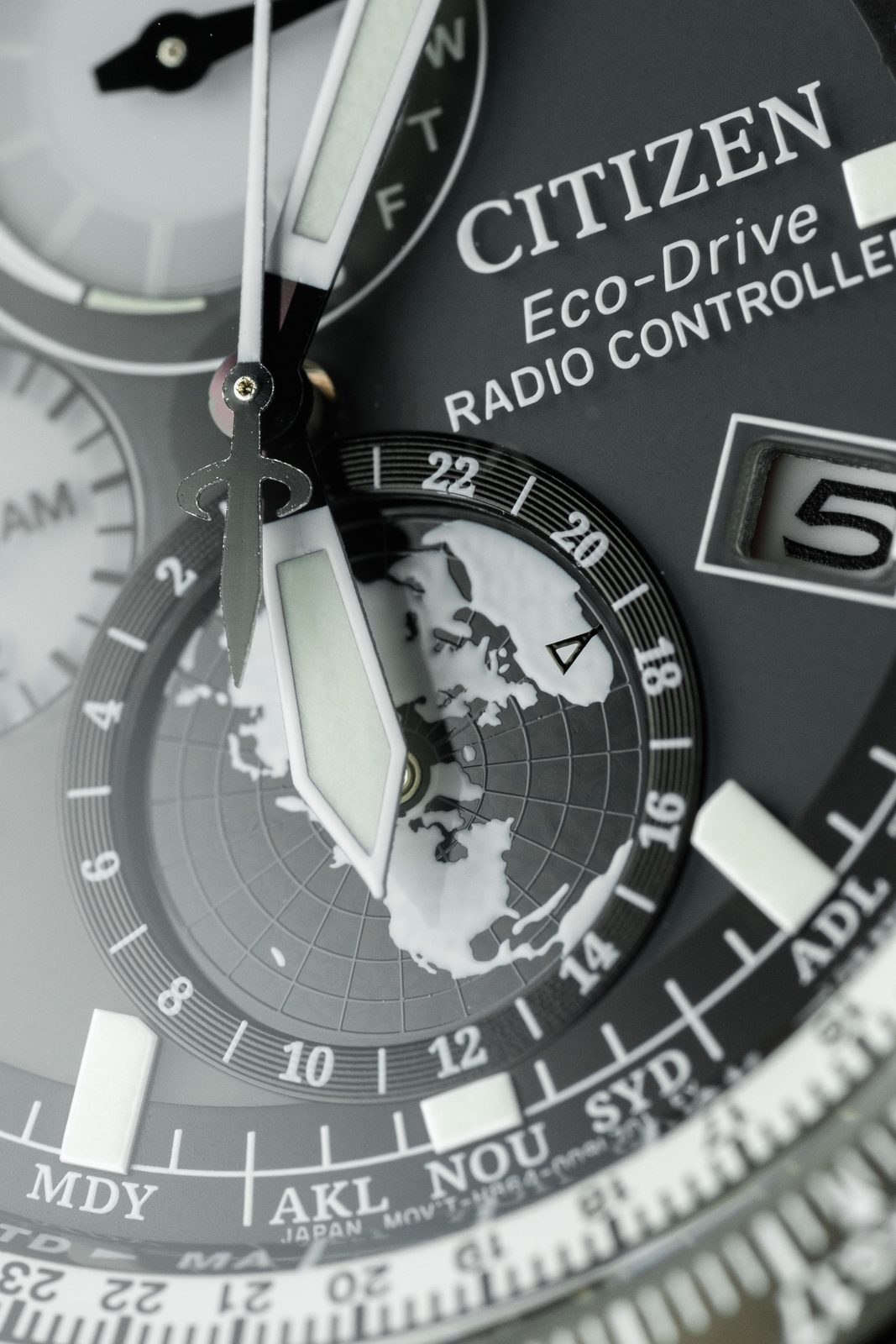 Citizen Promaster Sky Eco-Drive Radio Controlled BY3006-53H | Helveti.cz