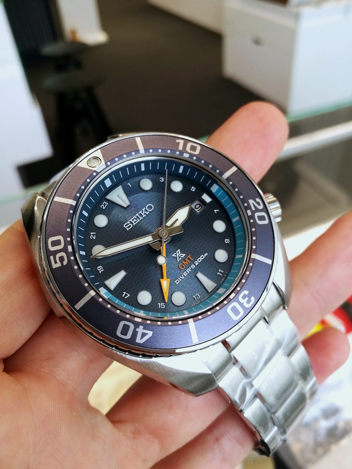 Seiko Prospex SFK001J1 Sumo Solar GMT | Helveti.cz | Helveti – Víc než ...