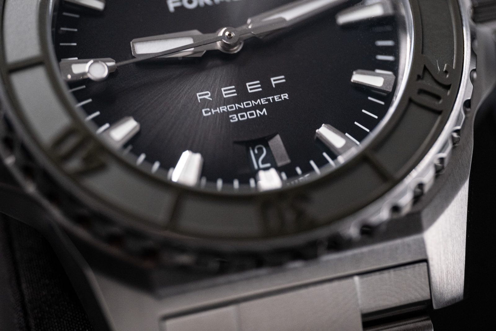 Formex Reef 42 Automatic Chronometer 2200.1.6320.100 | Helveti.eu