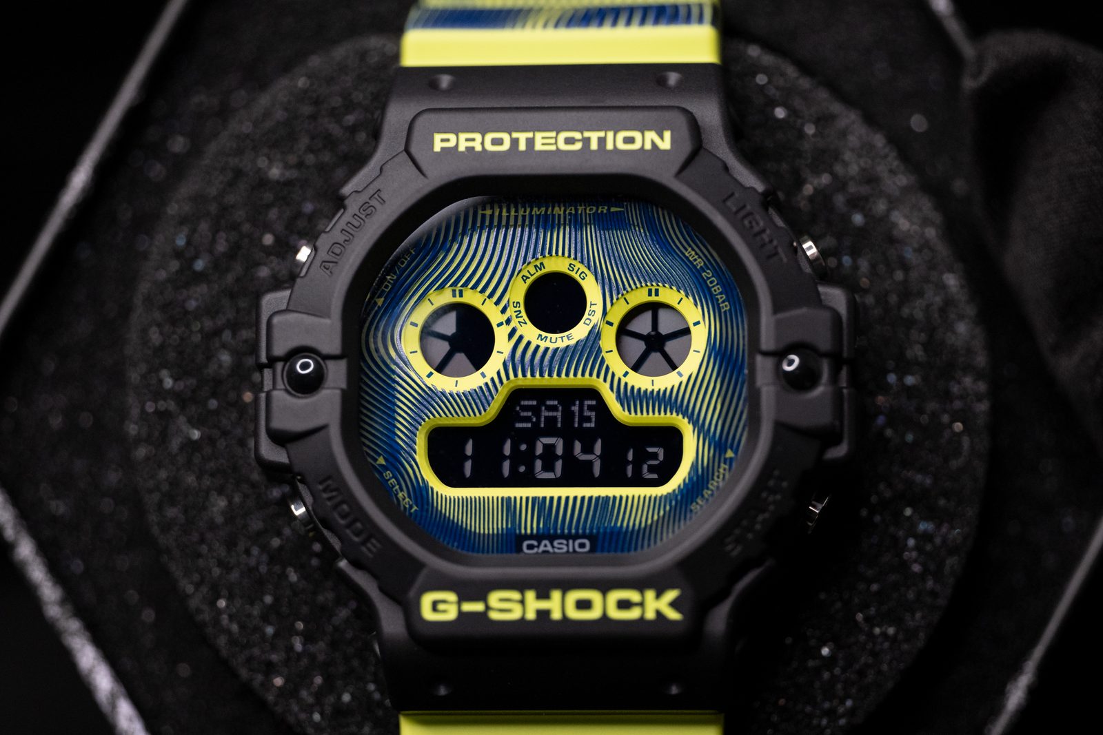 Casio G-Shock DW-5900TD-9ER Time Distortion Series | Helveti.cz