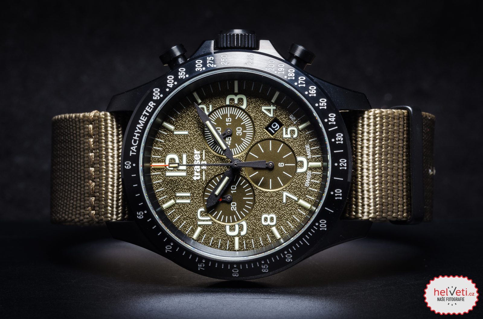 Traser P67 Officer Pro Chronograph Khaki Nato | Helveti.cz