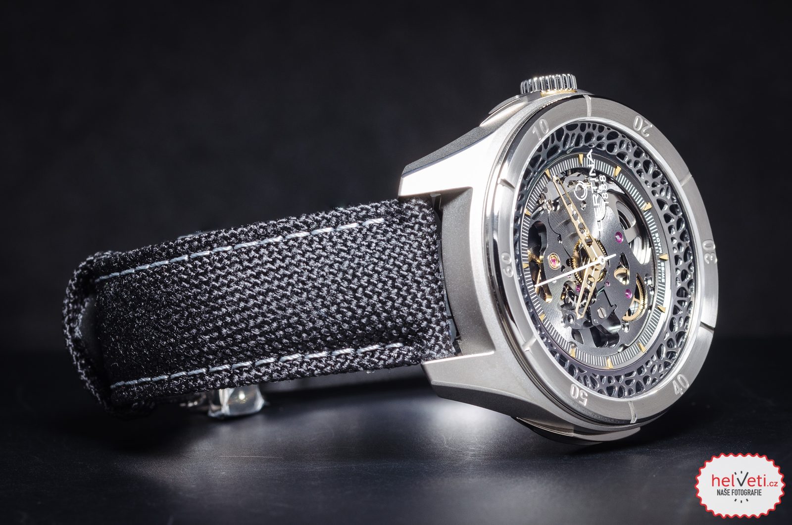 Certina DS Skeleton Limited Edition C042.407.56.081.10 | Helveti.cz