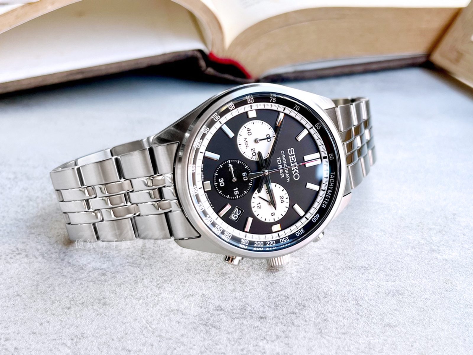 Seiko Quartz Chronograph SSB429P1 | Helveti.cz