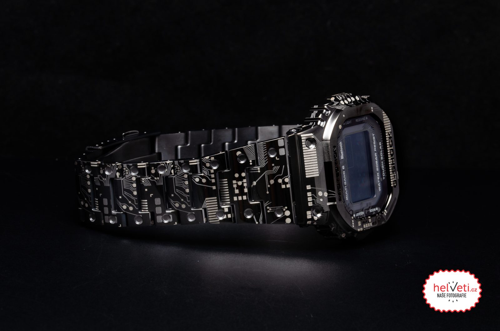Casio G-Shock GMW-B5000TCC-1ER Titanium Circuit Camo Series | Helveti.cz