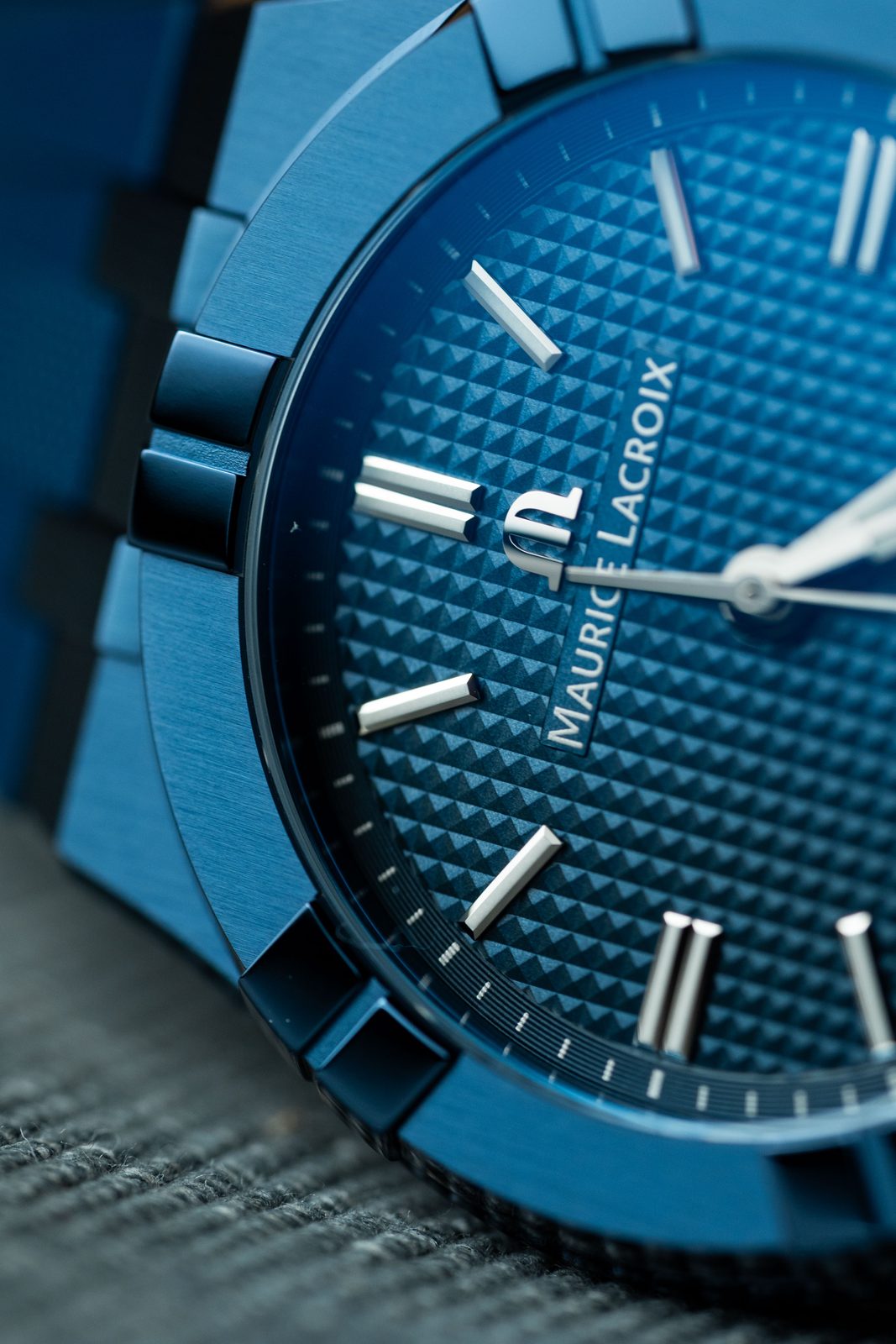 Maurice Lacroix Aikon Automatic 39mm Limited Edition AI6007-PVC00-430-4 ...