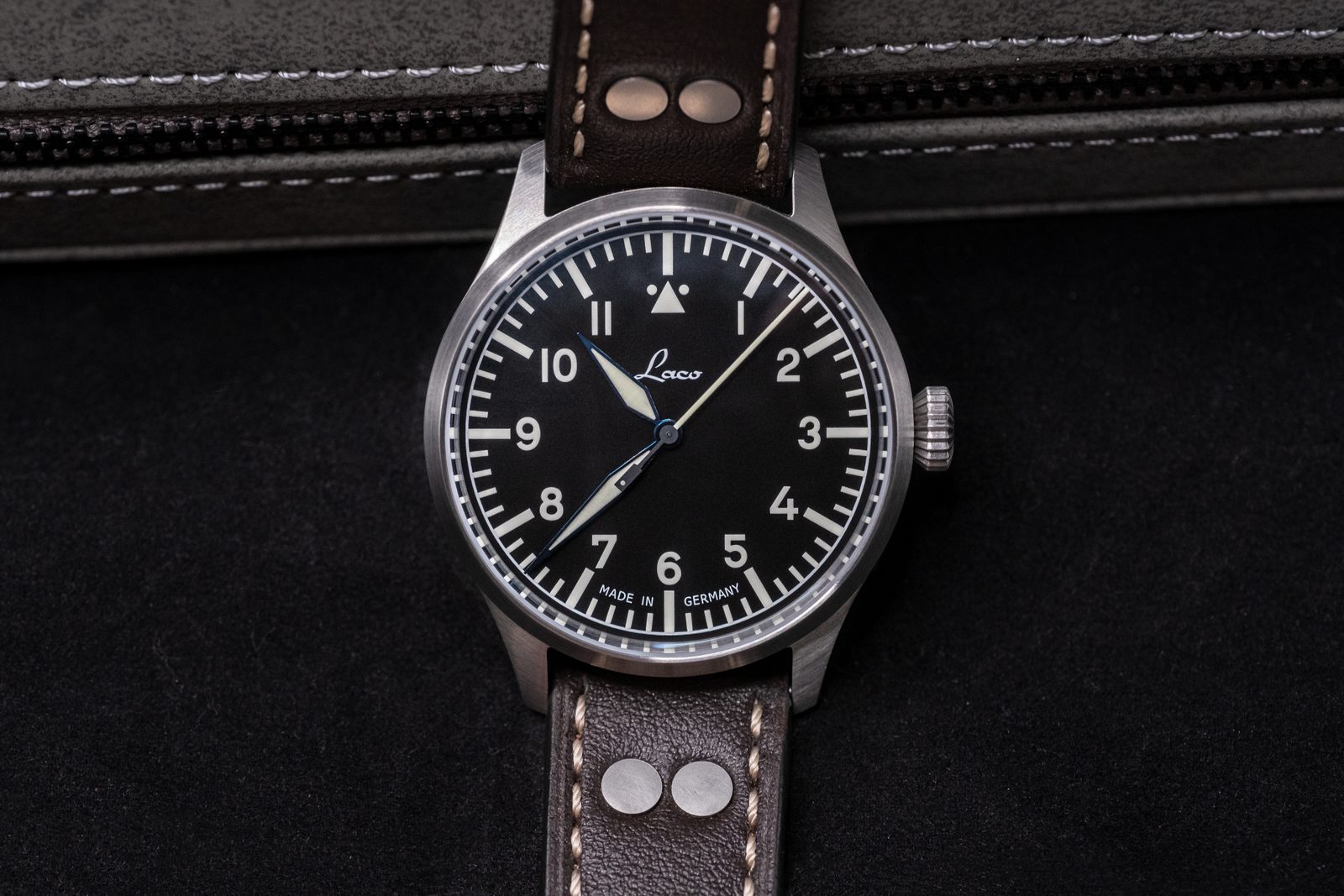 Laco Flieger Stuttgart Pro 40 Automatic | Helveti.cz
