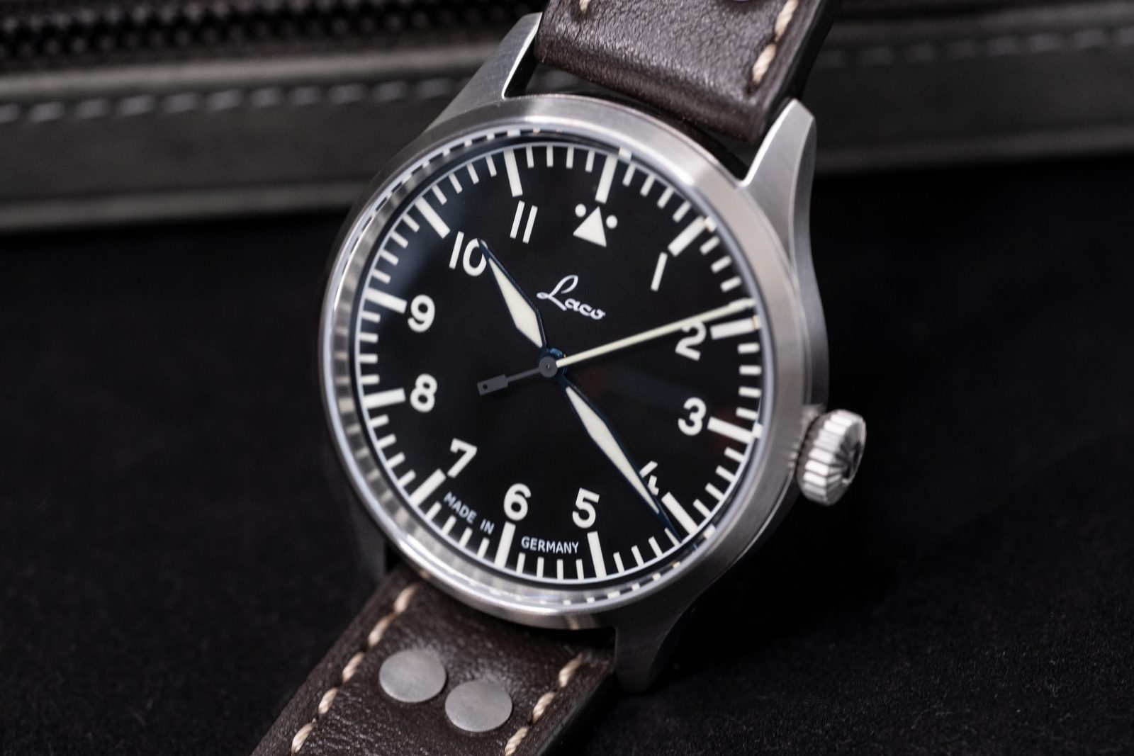 Laco Flieger Stuttgart Pro 40 Automatic | Helveti.cz
