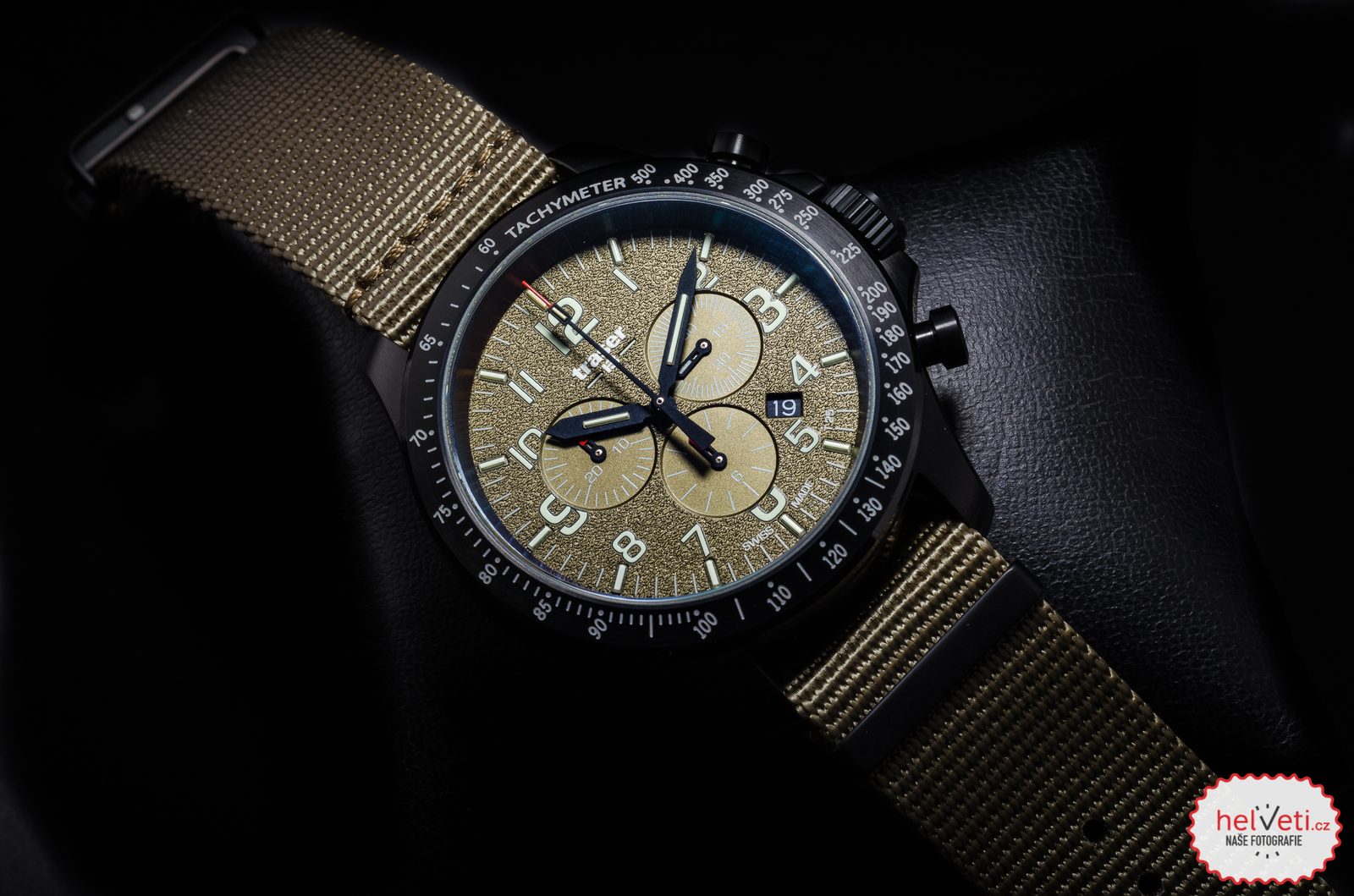 Traser P67 Officer Pro Chronograph Khaki Nato | Helveti.cz