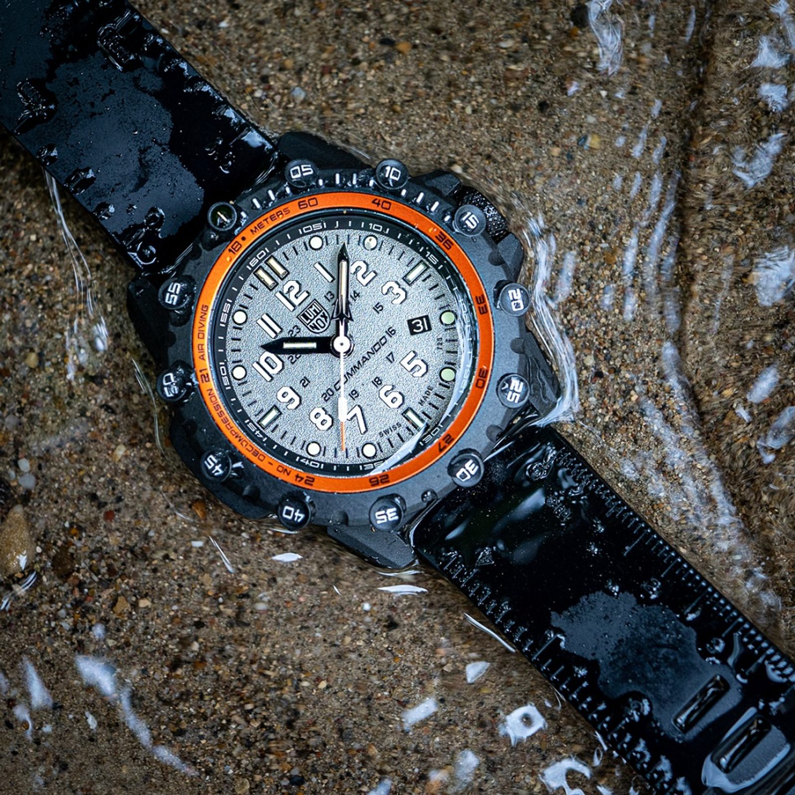 Luminox The Commando Frogman 3300 Series 3301 | Helveti.cz | Helveti ...