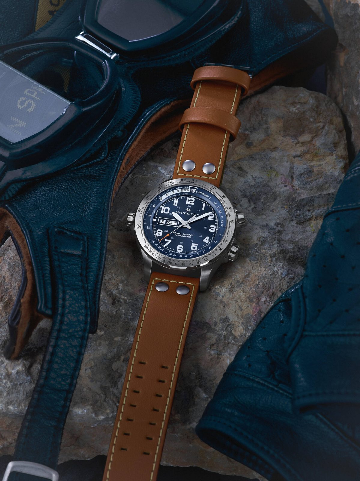 Hamilton Khaki Aviation X-Wind Day Date Auto H77765541 | Helveti.eu