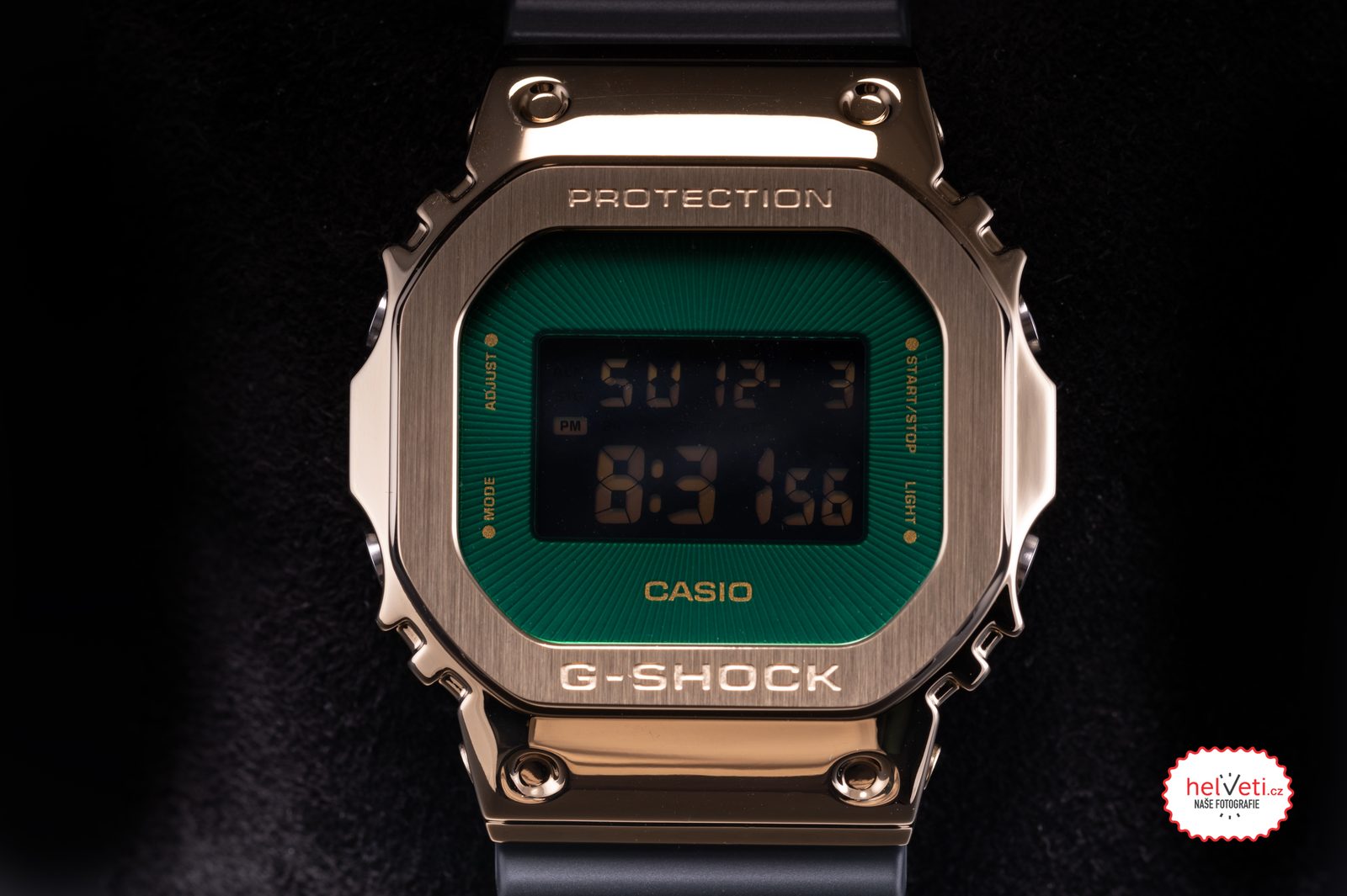 Casio G-Shock GM-5600CL-3ER Emerald Gold | Helveti.cz