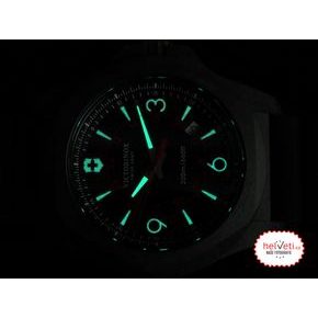 Victorinox I.N.O.X. Carbon 241777 | Helveti.cz
