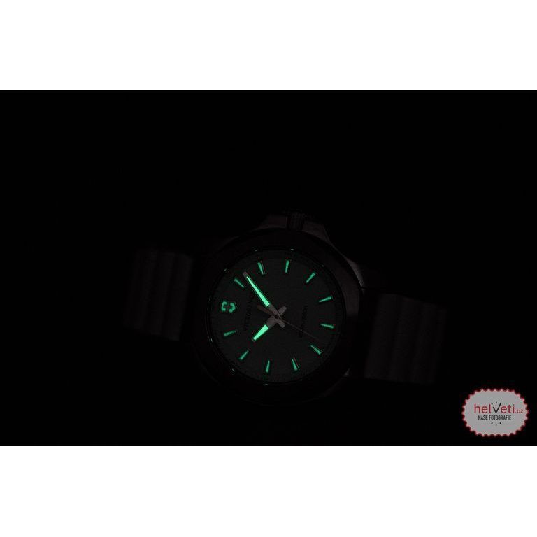 Victorinox I.N.O.X. V 241769 | Helveti.cz | Helveti – Víc než hodinky