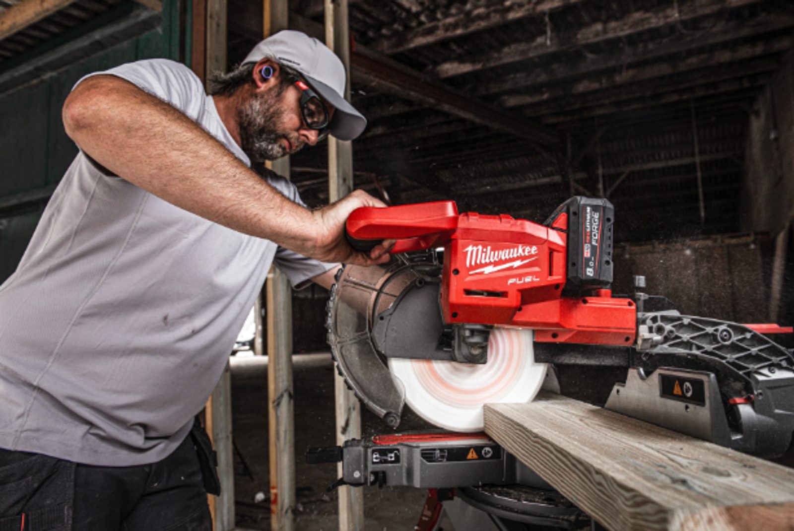 Aku pokosová pila Milwaukee M18 FMS254-0 | Jarabák