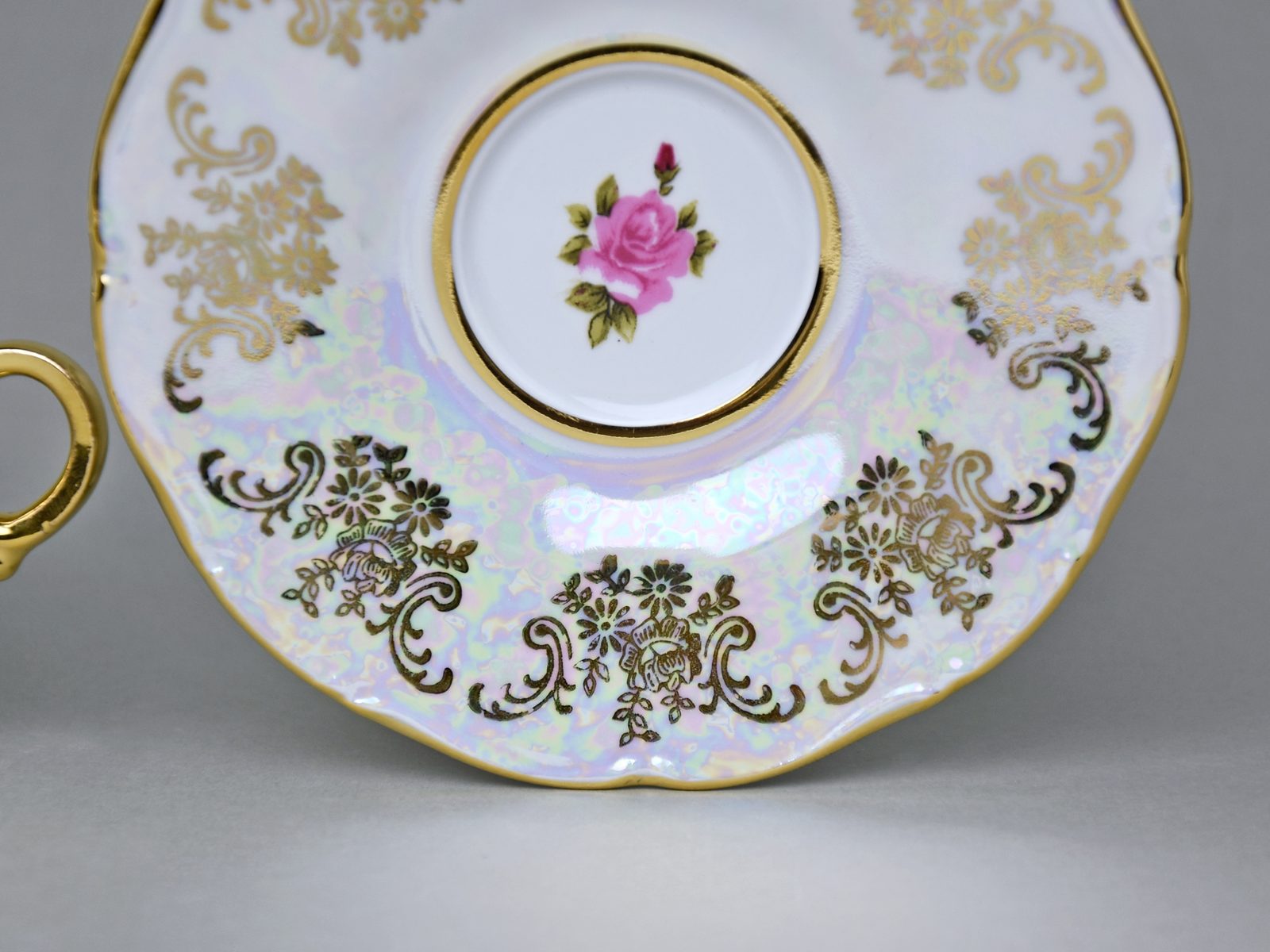 Cup 110 ml and Saucer 120 mm espresso, Cecily roses, porcelain Queens ...