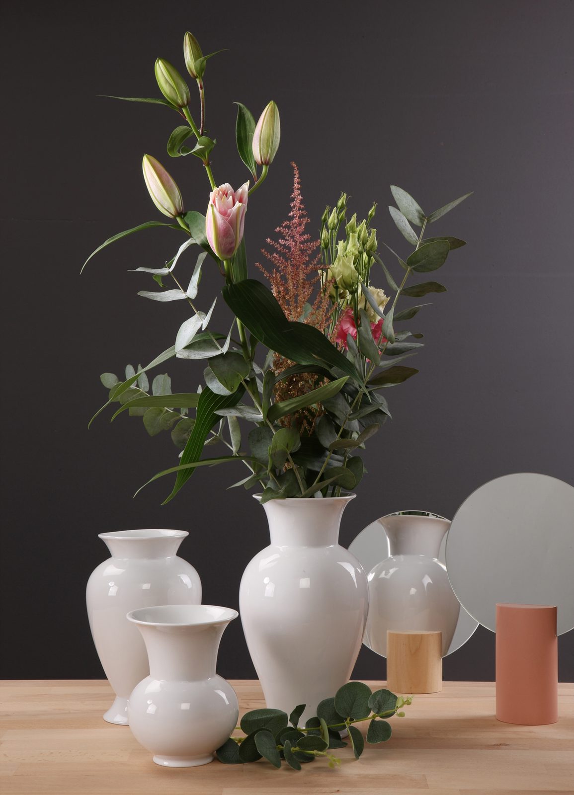 Vase 22,5 cm Barock, glazed porcelain, Kaiser 1872, Goebel - Goebel ...